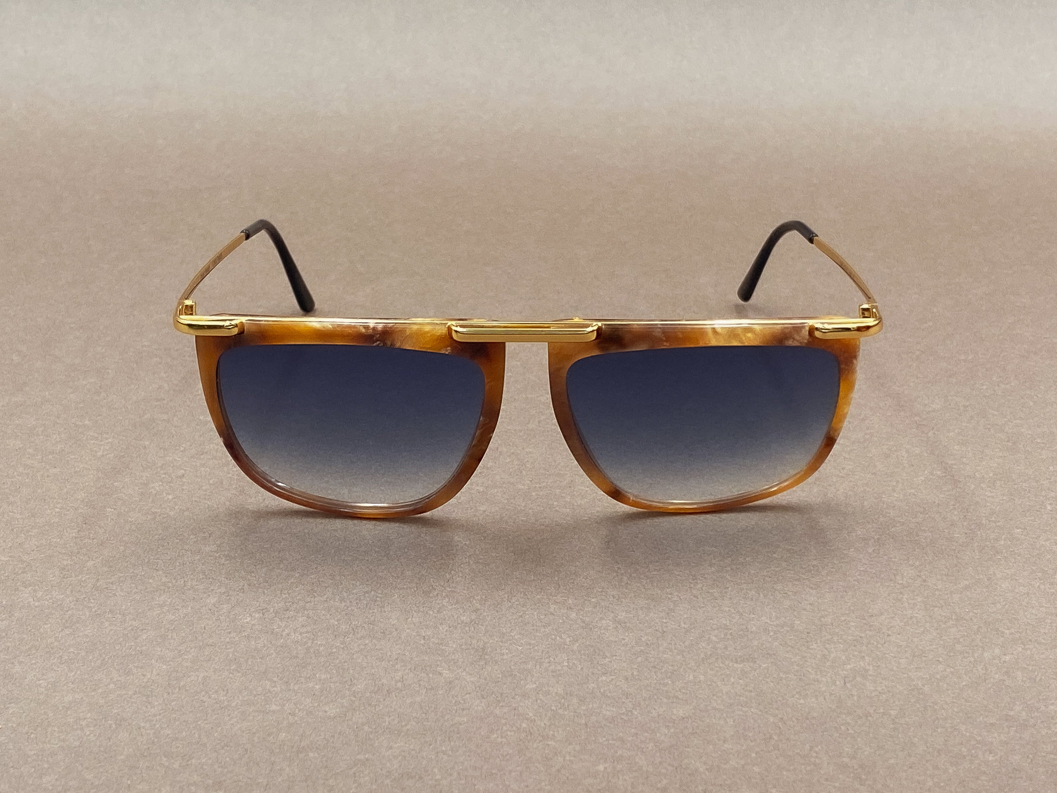 Logo Paris Creative line 02 sunglasses – The House of Iconic Frames